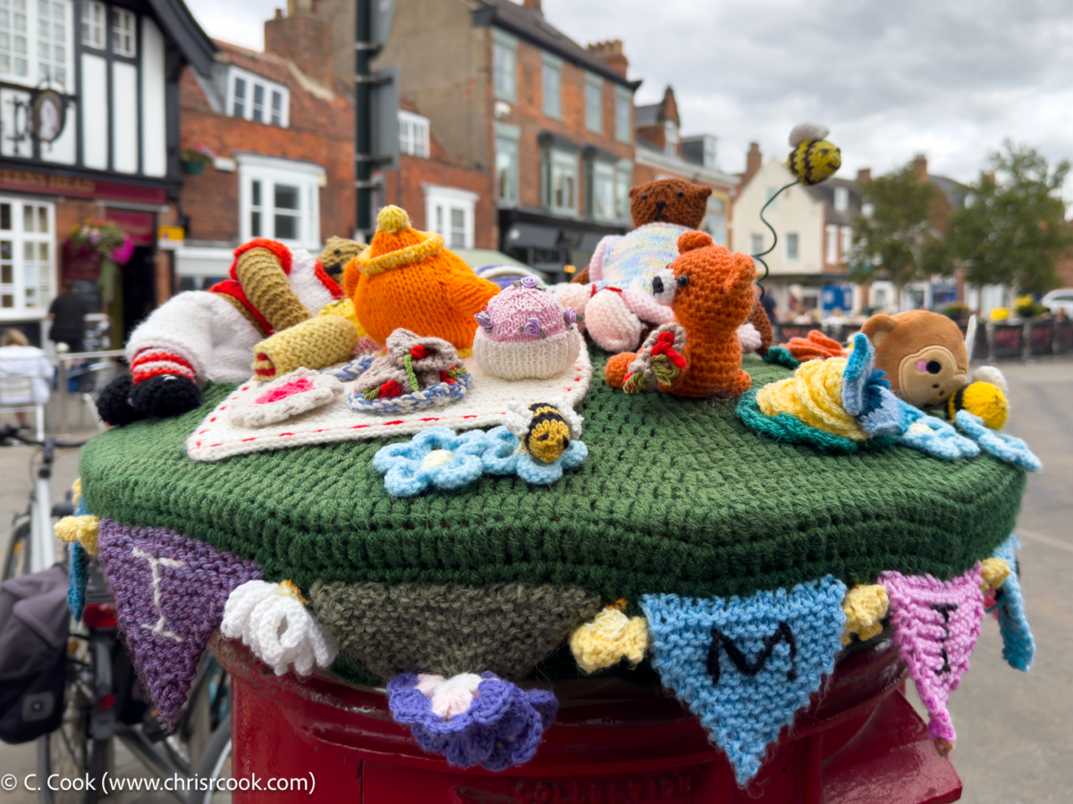A Post Box Topper in Beverley – www.chrisrcook.com